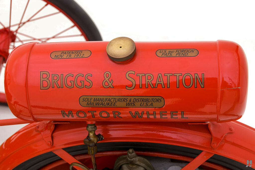 1920 Auto Red Bug