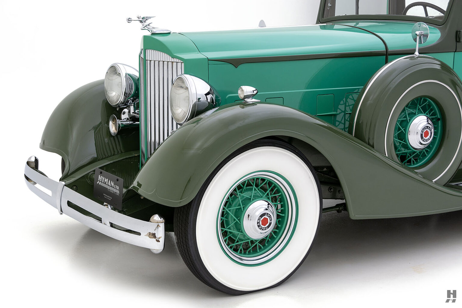 1934 Packard Model 1101 Eight Club Sedan