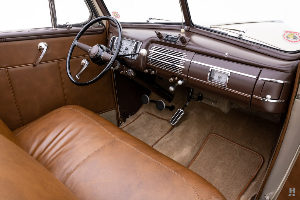 1940 Ford DeLuxe Convertible Coupe