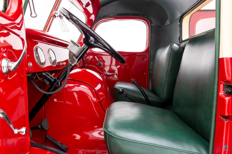 1940 Ford COE