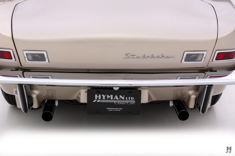 1963 Studebaker Avanti R3