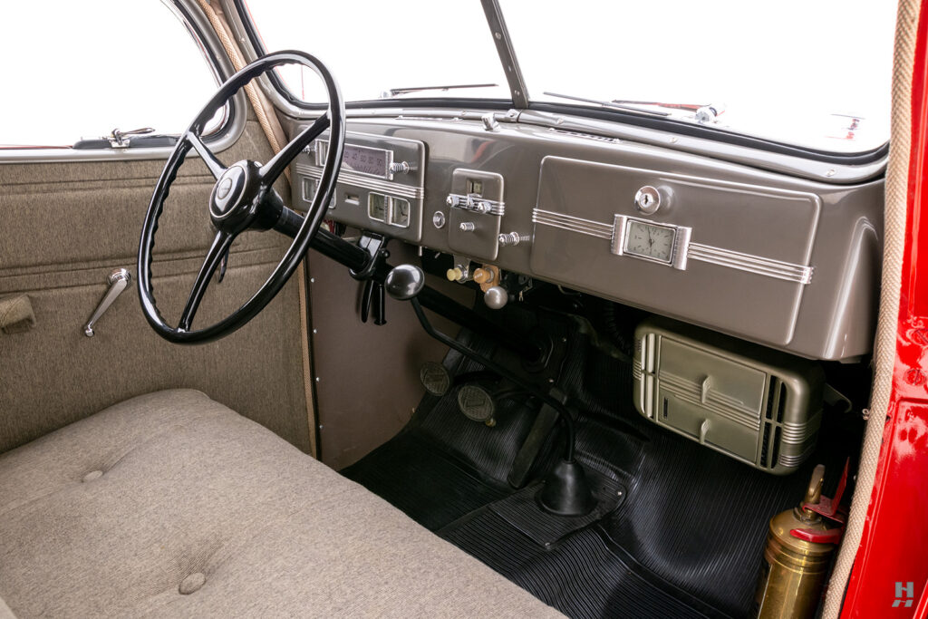 1937 Studebaker Coupe-Express Pickup