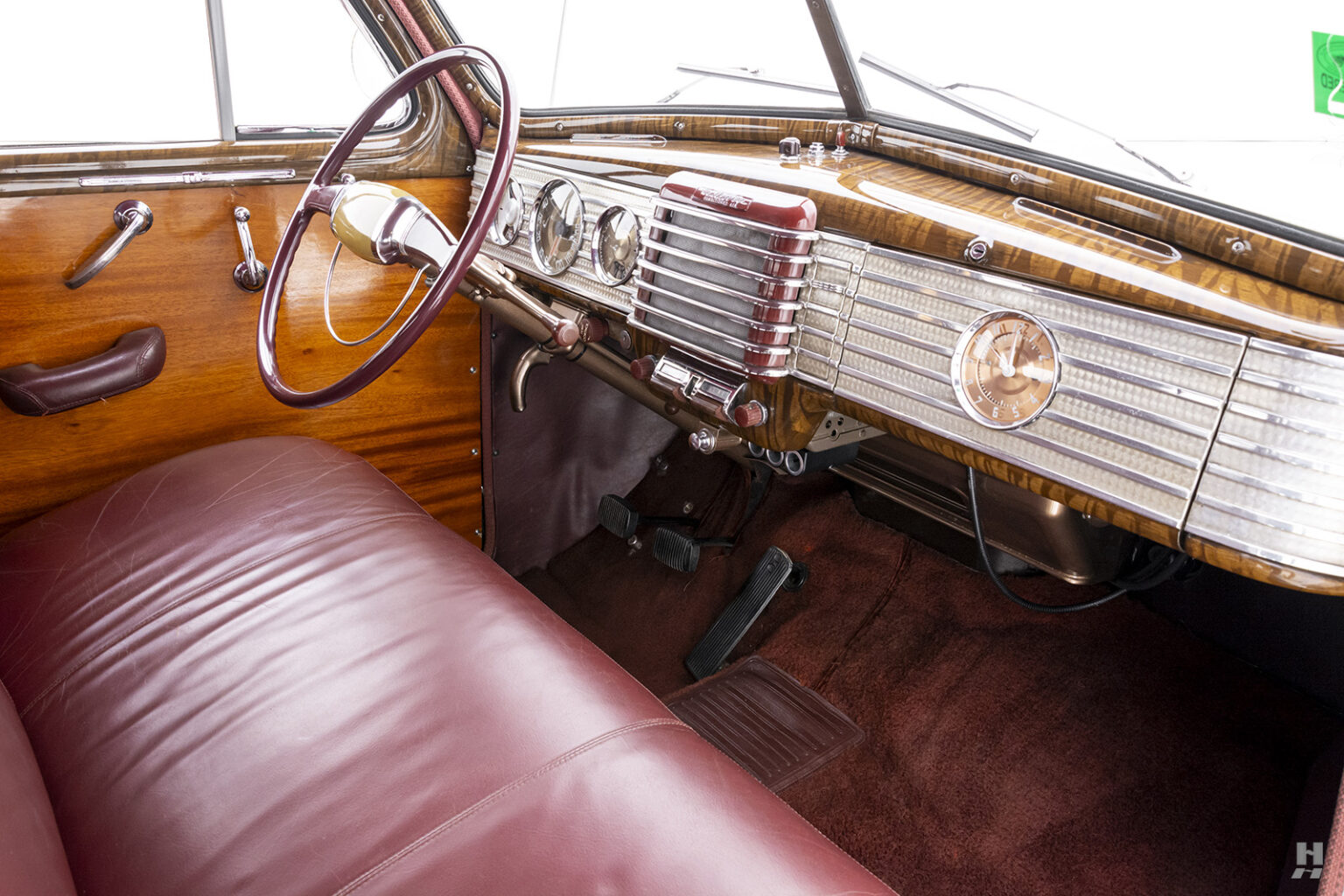 1947 Nash Ambassador Suburban